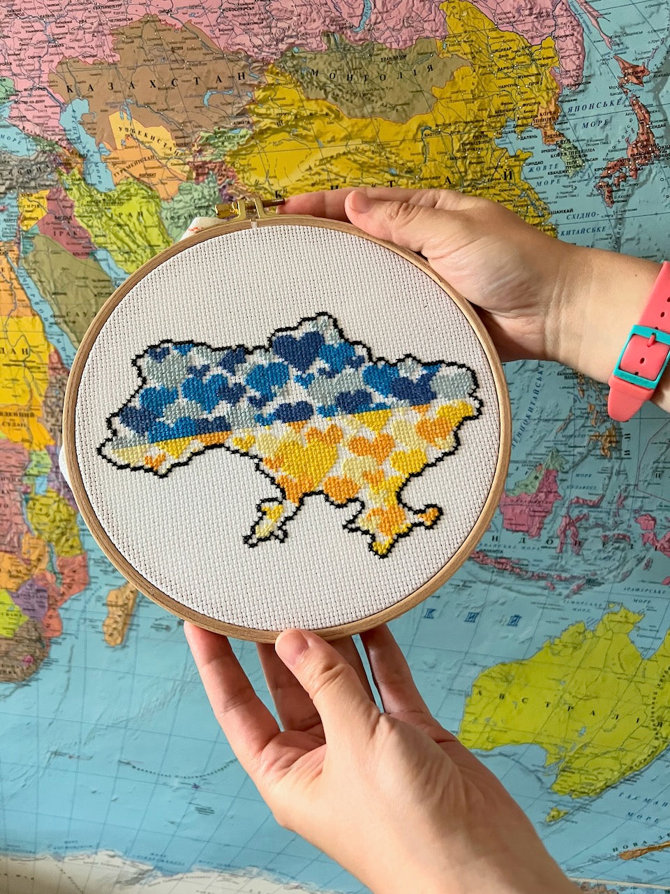 Ukraine - free cross stitch pattern – Kate Stitch Land